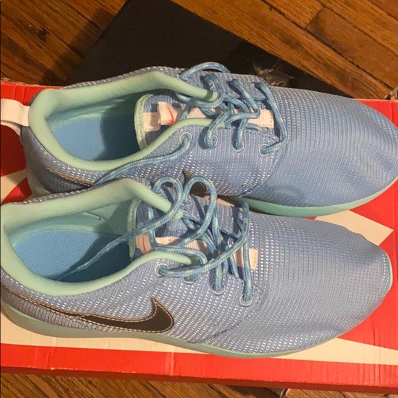 Nike | Shoes | Turquoise Nike Roshe Onegs | Poshmark